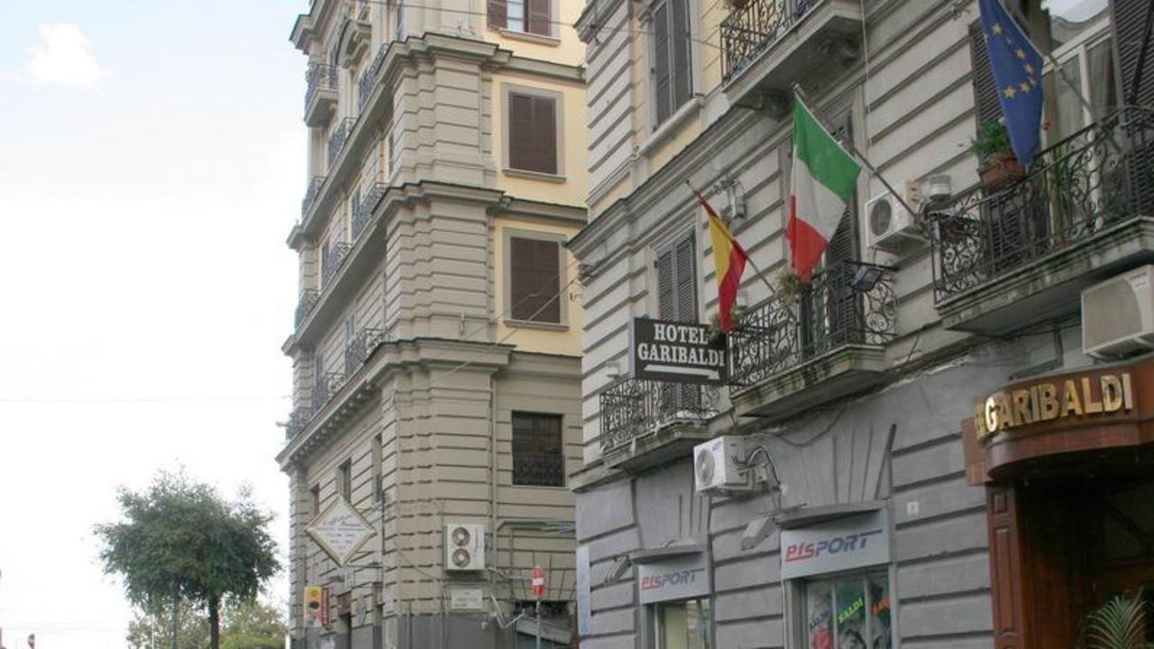 Hotel Garibaldi (Neapel) • HolidayCheck (Kampanien | Italien)