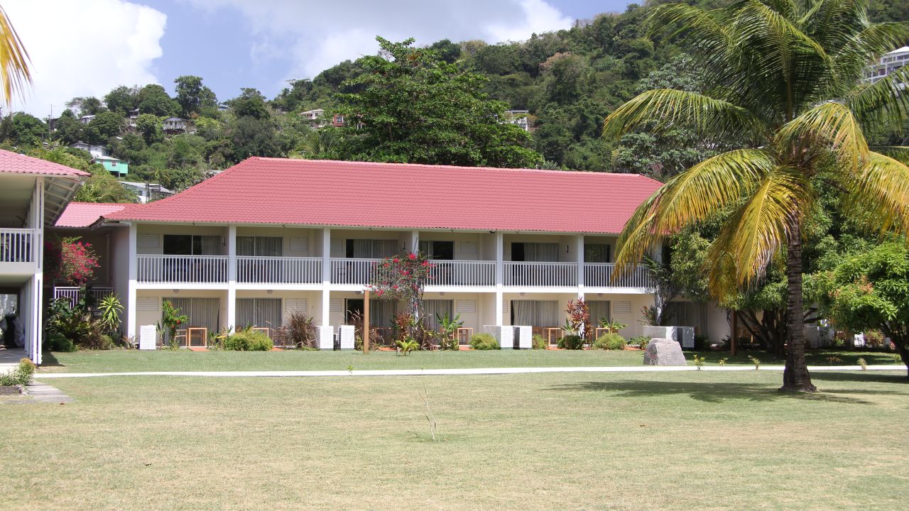 Radisson Grenada Beach Resort (Grand Anse) • HolidayCheck (Saint George ...