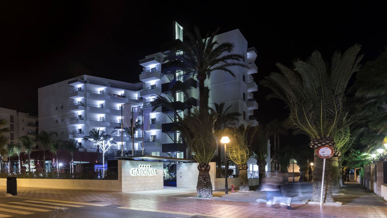 Hotel Pure Salt Garonda - Adults only (Platja de Palma / Playa de Palma ...