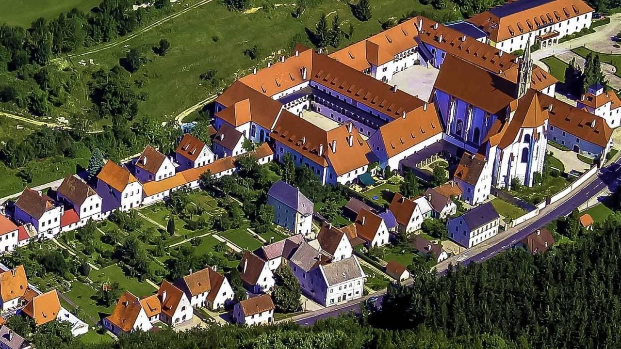 Schlosshotel Kartause Gaming (Gaming) • HolidayCheck (Niederösterreich ...