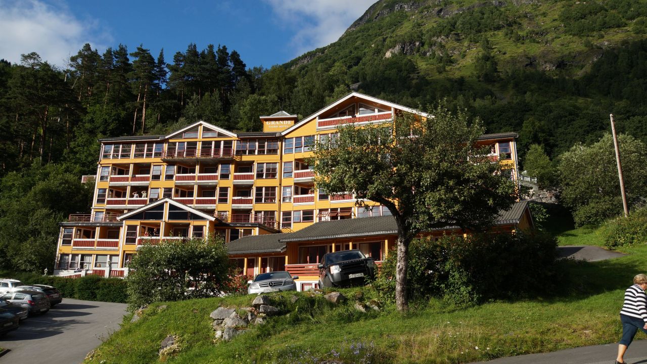Grande Fjord Hotel (Stranda) • HolidayCheck (Møre og Romsdal | Norwegen)