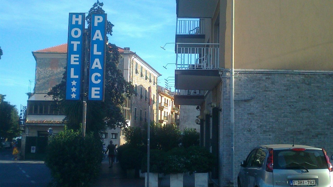Hotel Palace (Finale Ligure) • HolidayCheck (Ligurien | Italien)