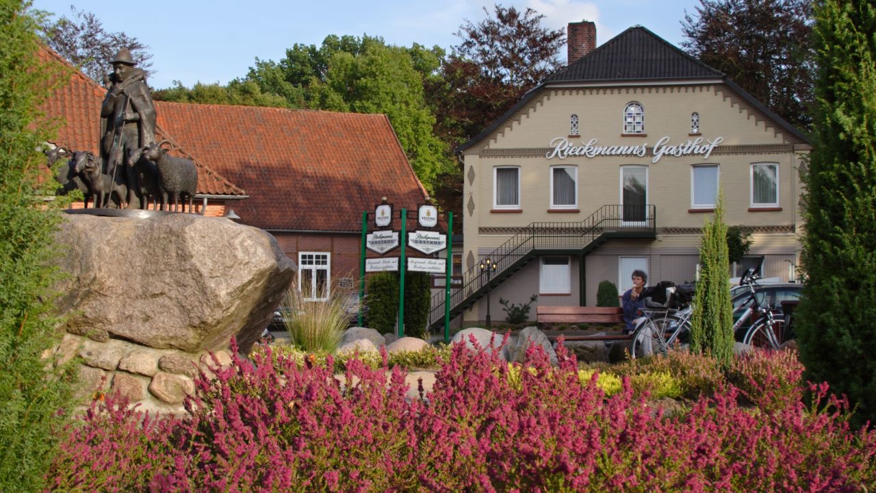 Heidehotel Rieckmann (Bispingen) • HolidayCheck (Niedersachsen ...