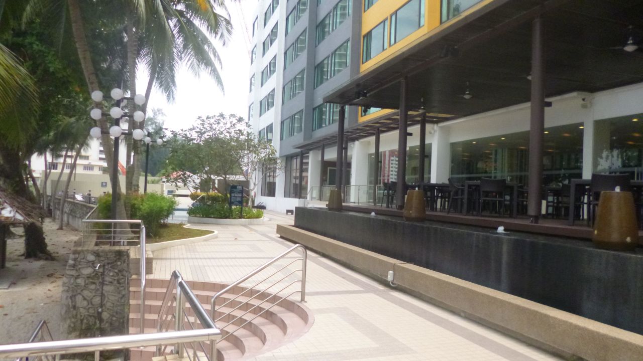 Mercure Penang Beach (Tanjung Bungah) • HolidayCheck (Penang | Malaysia)