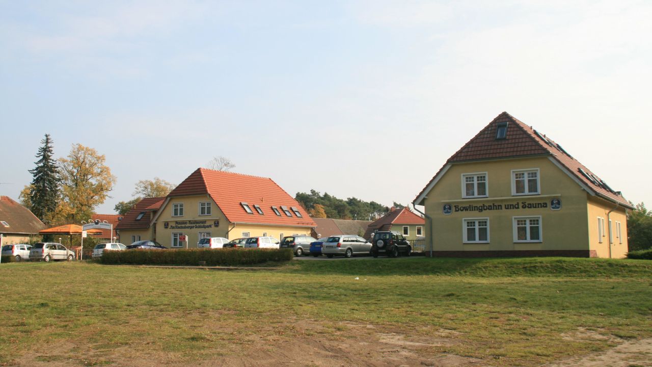 Pension am Rheinsberger Schloßpark (Rheinsberg) • HolidayCheck ...