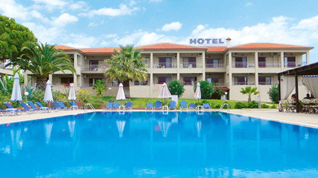 Hotel Kalives Resort (Kalives Poligirou) • HolidayCheck (Chalkidiki ...