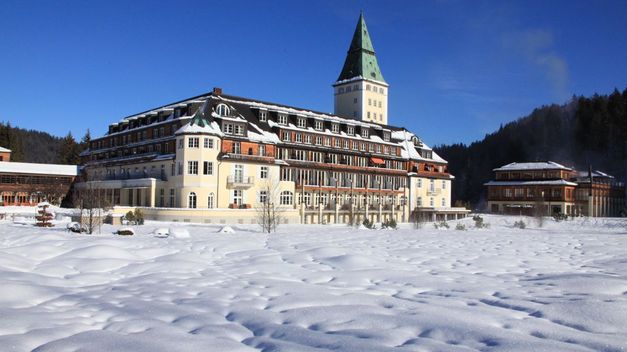 Schloss Elmau - Luxury Spa Retreat & Cultural Hideaway in Krün ...