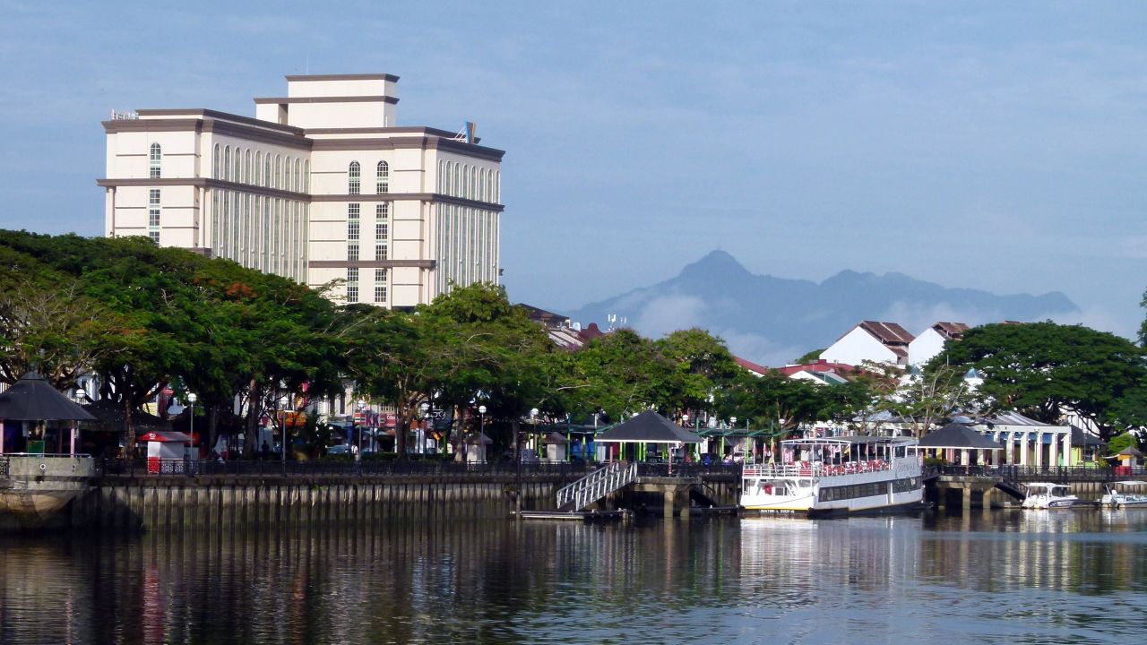 The Waterfront Hotel (Kuching) • HolidayCheck (Sarawak | Malaysia)