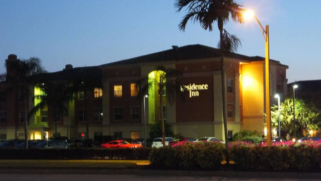 Hotel Marriott Residence Inn Naples (Naples) • HolidayCheck (Florida | USA)