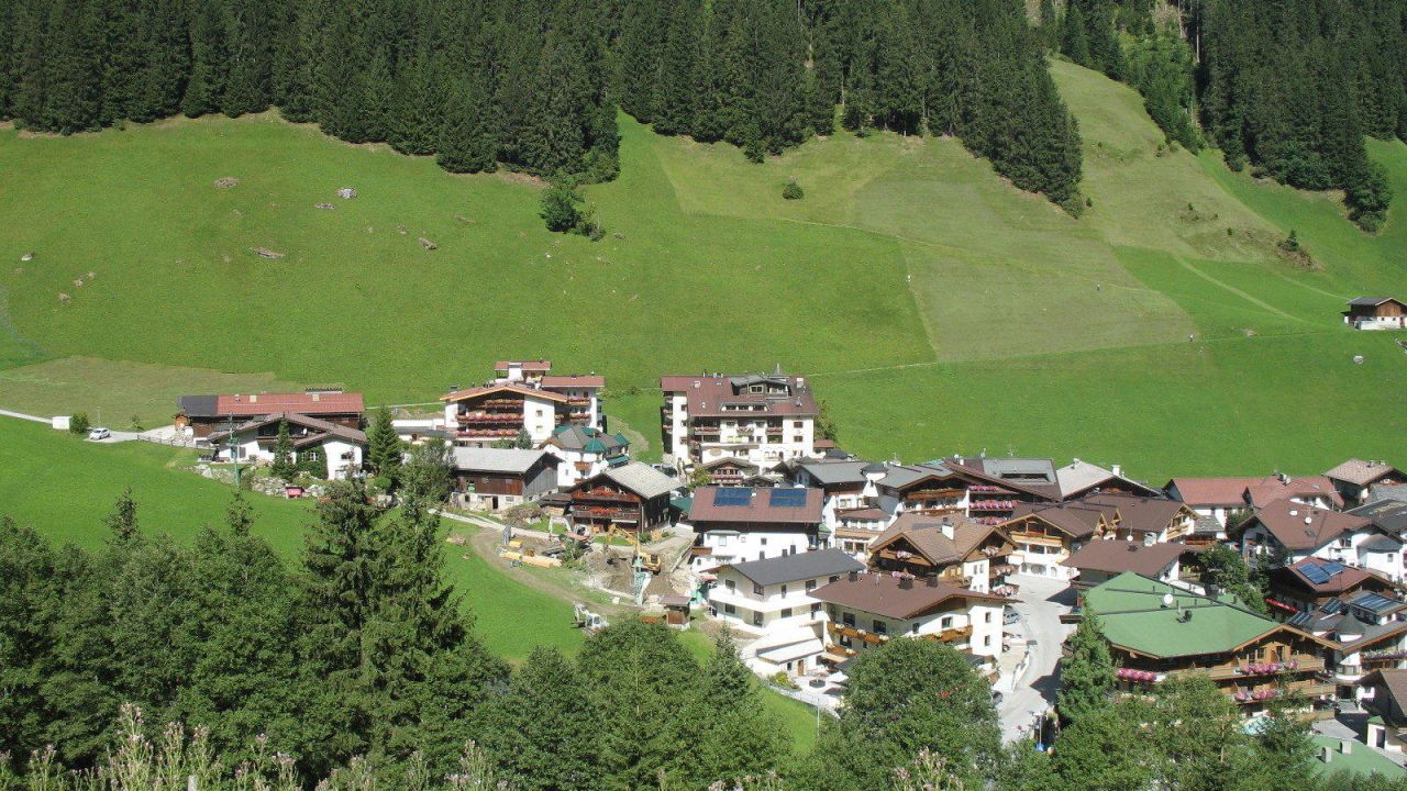 Aktiv- & Wellnesshotel Bergfried (Tux/Zillertal) • HolidayCheck (Tirol ...