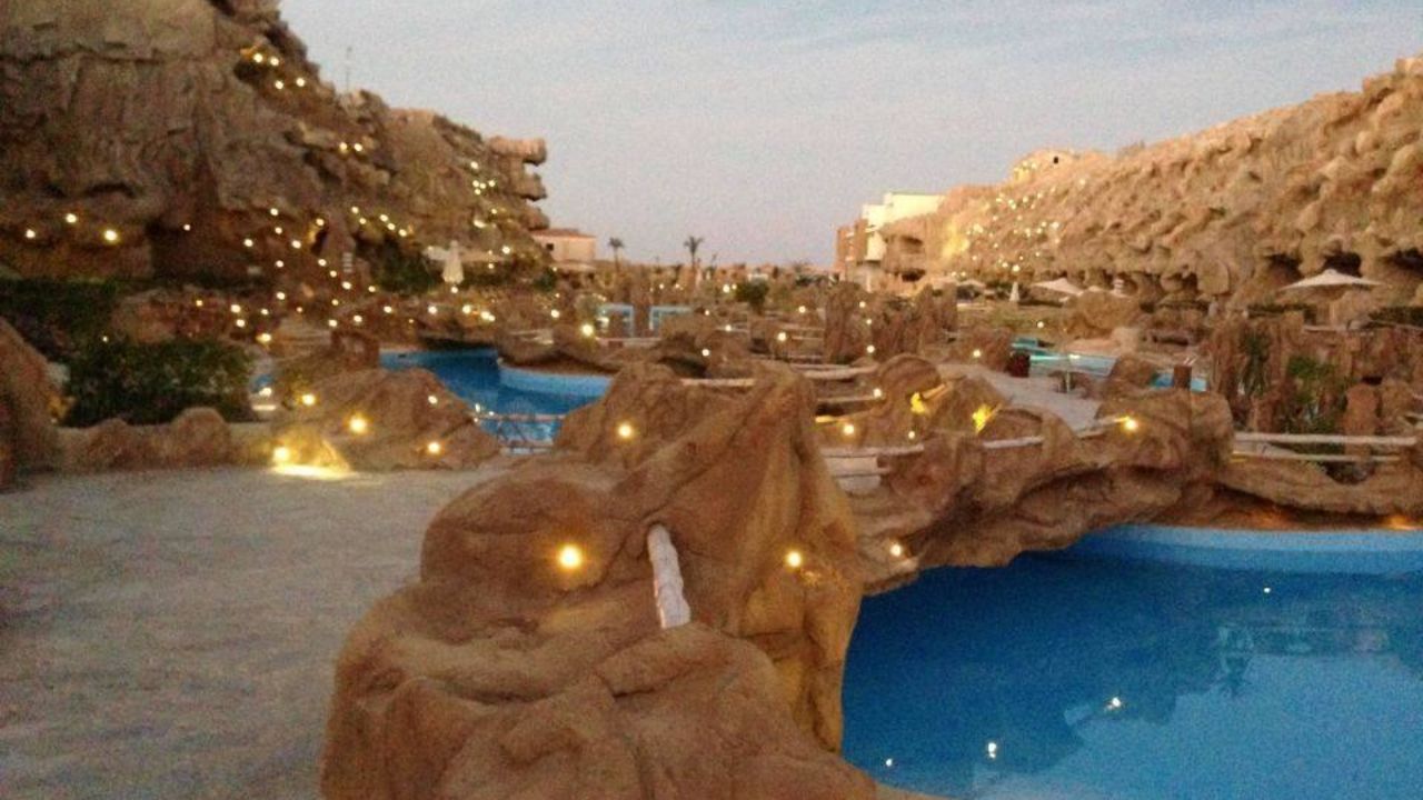 Hotel Caves Beach Resort in Hurghada • HolidayCheck | Hurghada/Safaga ...