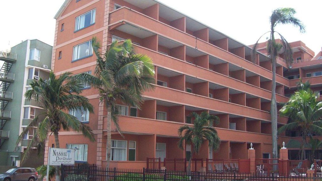 Holiday Inn Express & Suites Nassau (Nassau) • HolidayCheck (Bahamas ...