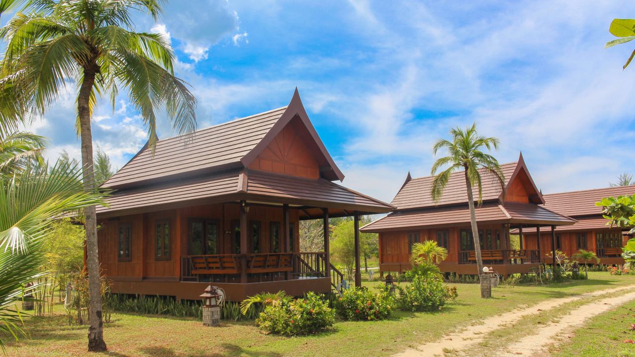 ThaiLife Homestay Resort & Spa (Bang Muang) • HolidayCheck (Khao Lak ...