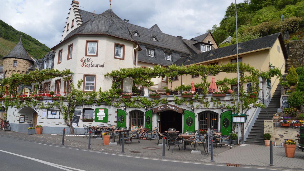 Hotel Haus Burg Metternich (Beilstein) • HolidayCheck (Rheinland-Pfalz ...