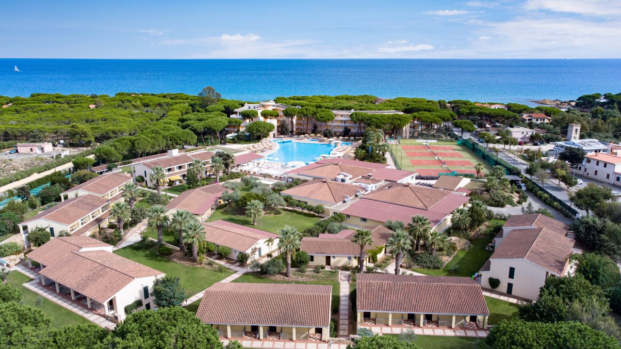 Tirreno Resort (Orosei) • HolidayCheck (Sardinien | Italien)