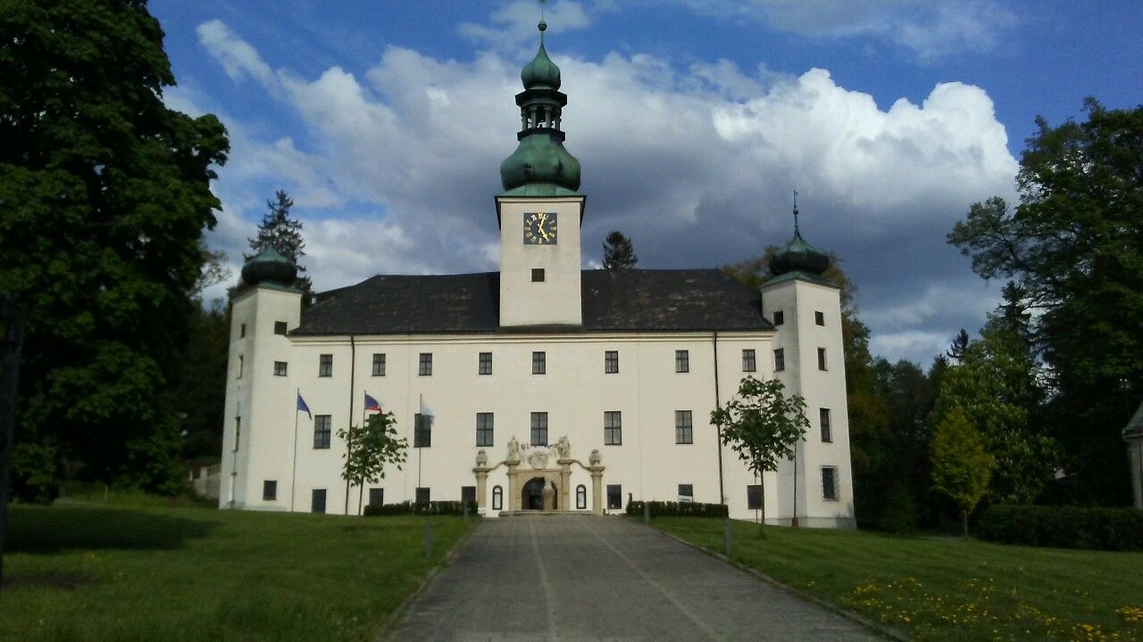Schlosshotel Trest (Triesch) • HolidayCheck (Ostböhmen | Tschechische ...