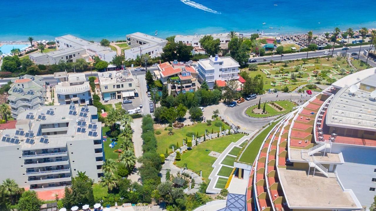 Olympic Palace Resort Hotel & Convention Center in Ixia • HolidayCheck ...