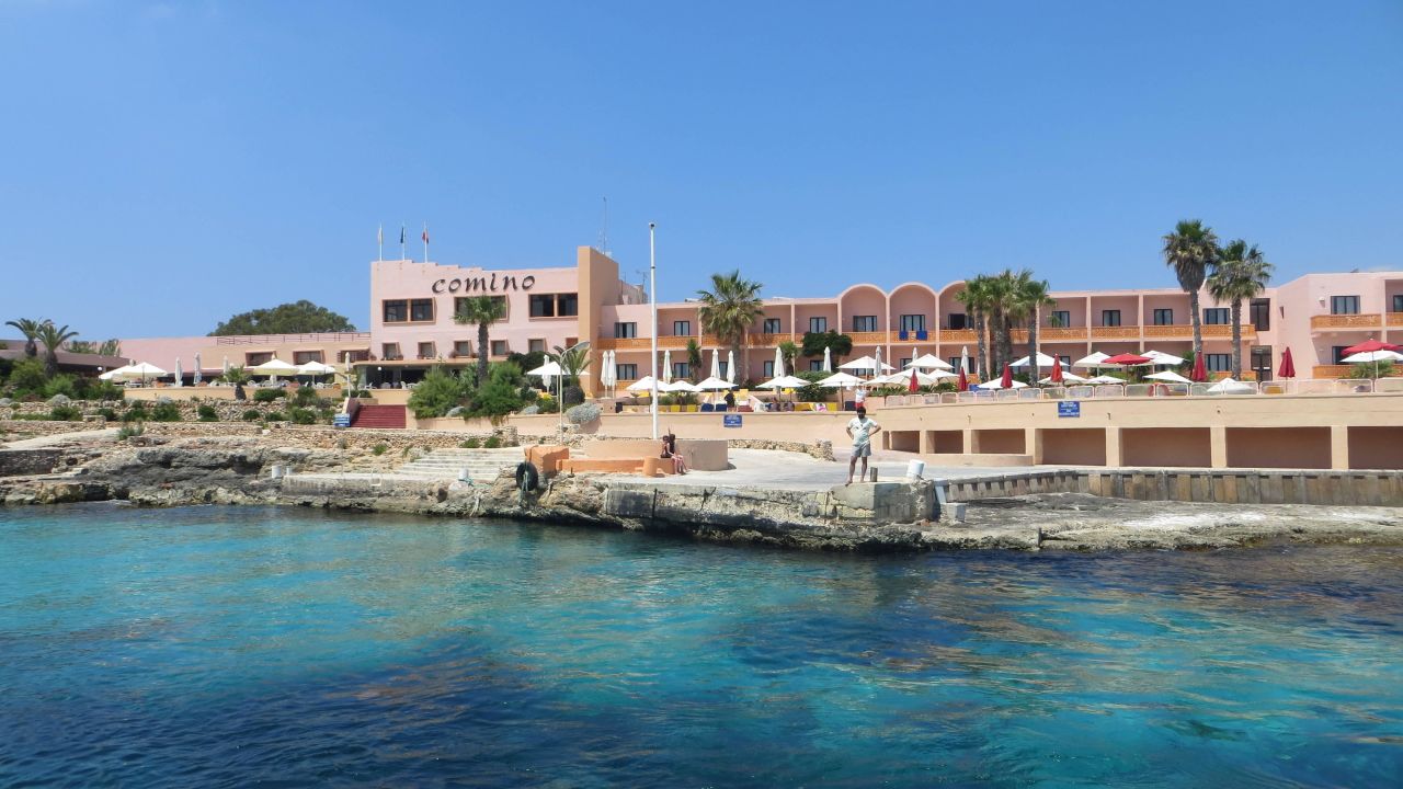 Comino Hotel & Bungalows (Insel Comino) • HolidayCheck (Gozo & Comino ...
