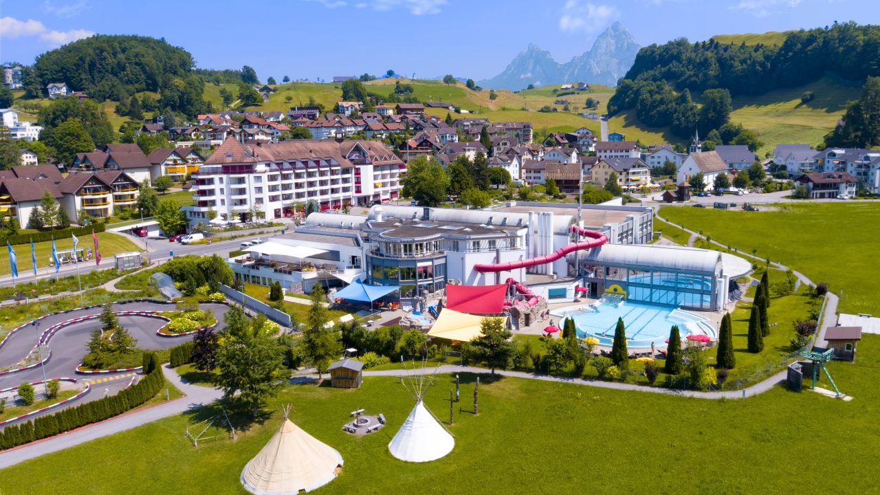 Hotel Swiss Holiday Park (Morschach) • HolidayCheck (Kanton Schwyz ...