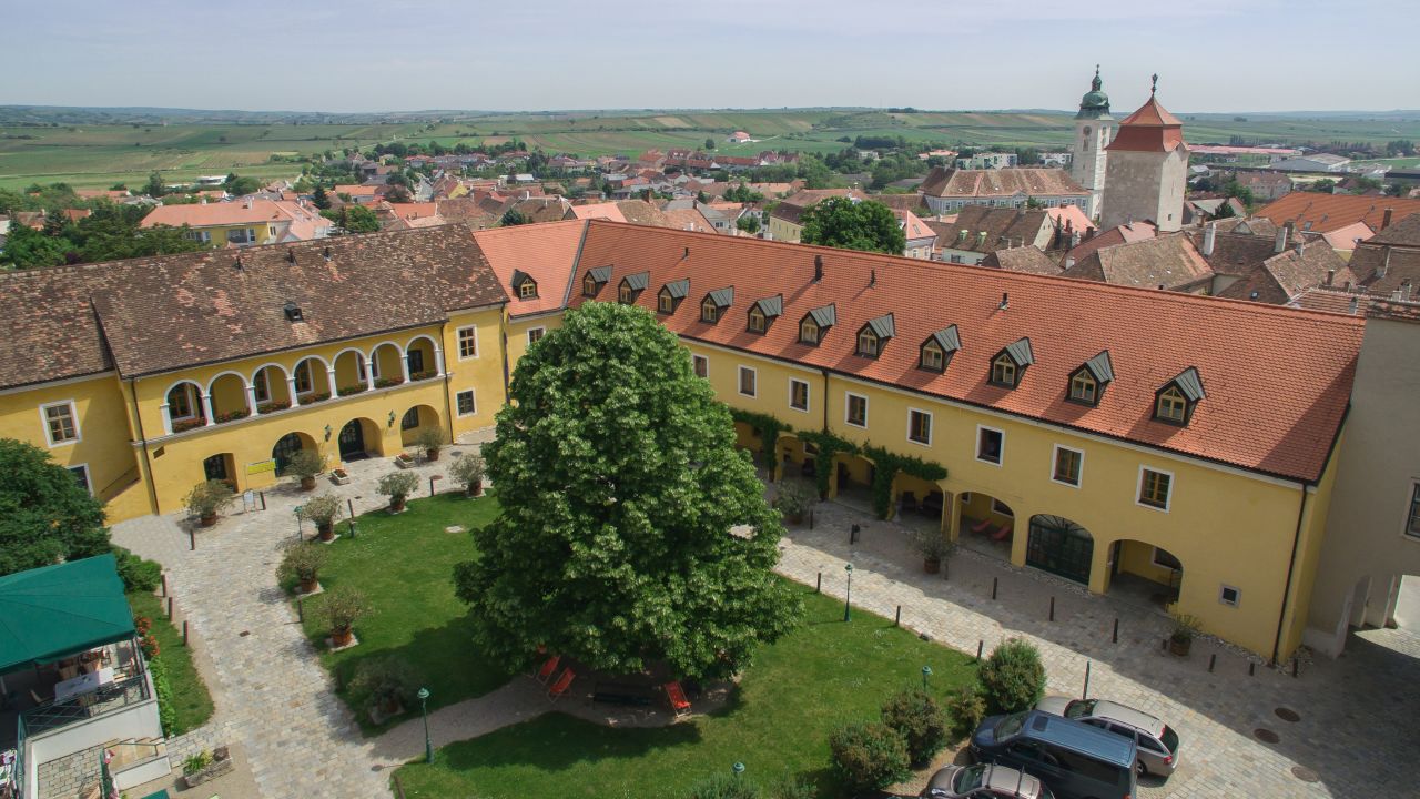 Hotel Althof Retz (Retz) • HolidayCheck (Niederösterreich | Österreich)