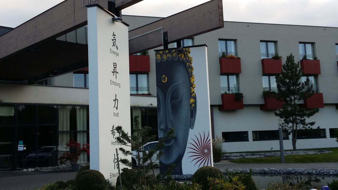 Linsberg Asia Hotel & Spa (Bad Erlach) • HolidayCheck (Niederösterreich ...