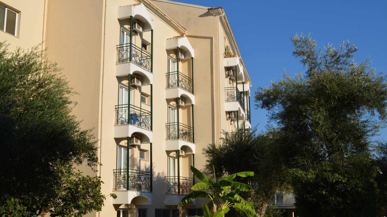 Hotel Delfinia (Moraitika) • HolidayCheck (Korfu | Griechenland)