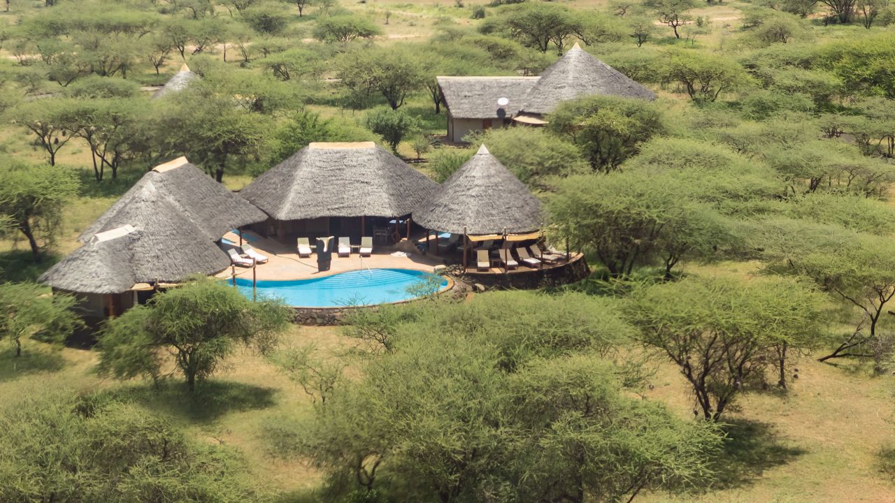 Severin Safari Camp (Tsavo West National Park) • HolidayCheck (Provinz ...