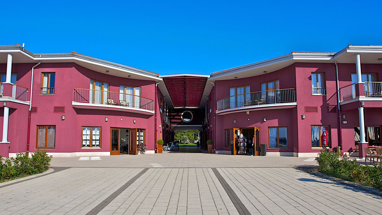 Hotel Nautica (Novigrad) • HolidayCheck (Istrien | Kroatien)