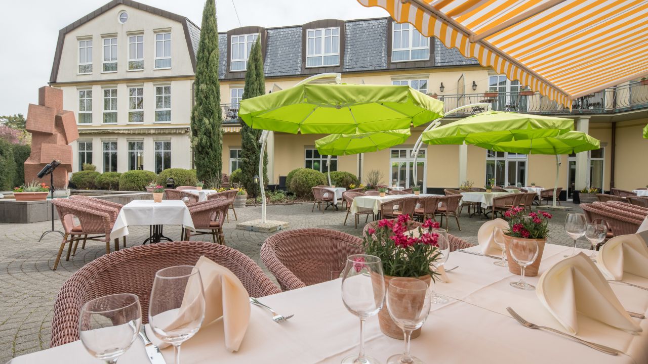 Best Western Wein- & Parkhotel Nierstein (Nierstein) • HolidayCheck ...