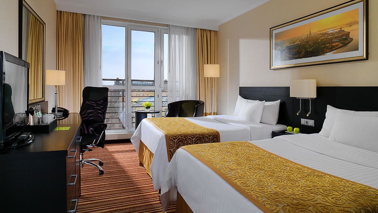 Hotel Courtyard by Marriott St. Petersburg Center West Pushkin Hotel ...