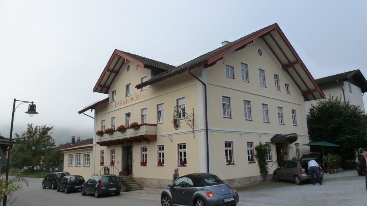 Gasthof Dannerwirt (Flintsbach am Inn) • HolidayCheck (Bayern ...