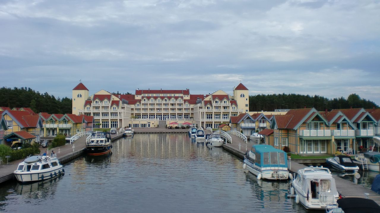 Ferienhaus Hafendorf Rheinsberg (Rheinsberg) • HolidayCheck ...