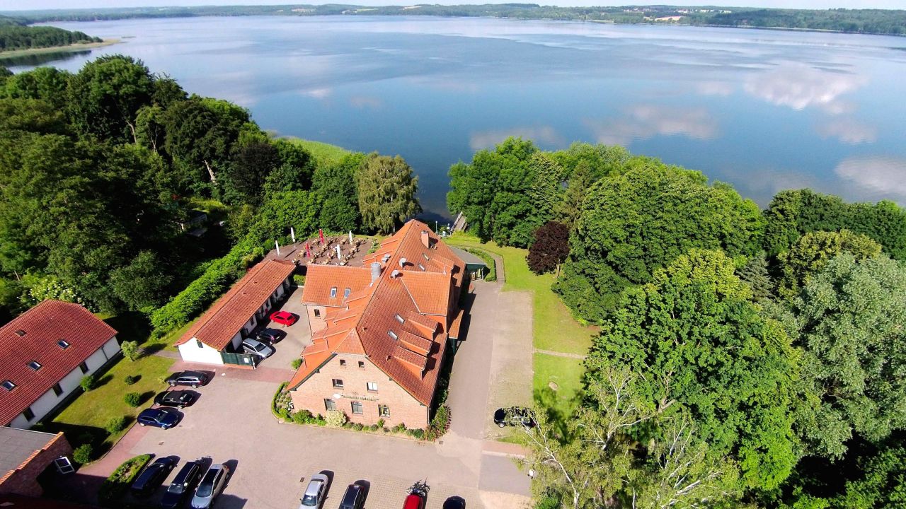 Seehotel Heidehof (Klein Nemerow) • HolidayCheck (Mecklenburg ...