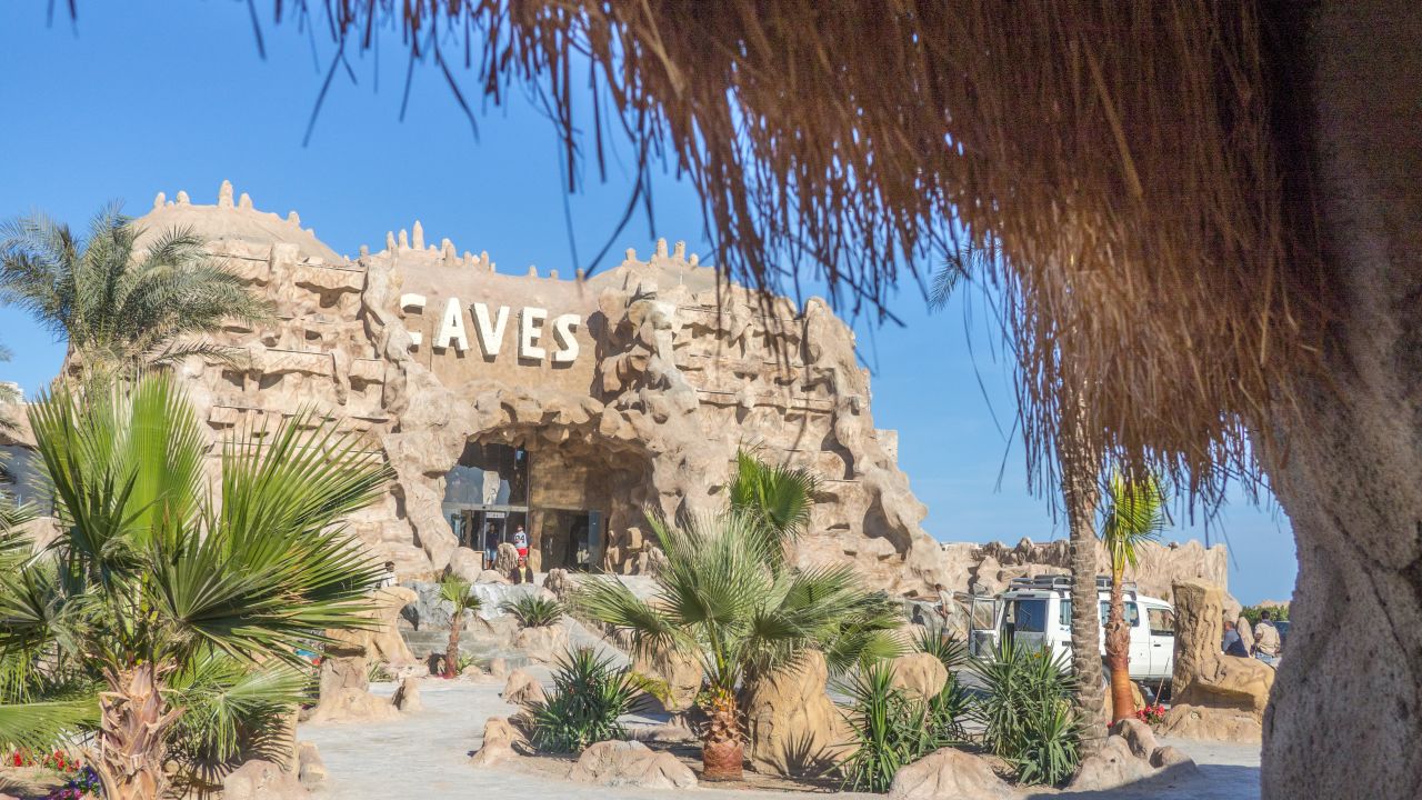 Hotel Caves Beach Resort - Adults only (Hurghada) • HolidayCheck ...