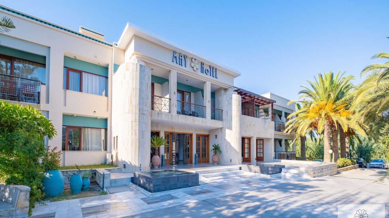 May Beach Hotel (Rethymno) • HolidayCheck (Kreta | Griechenland)