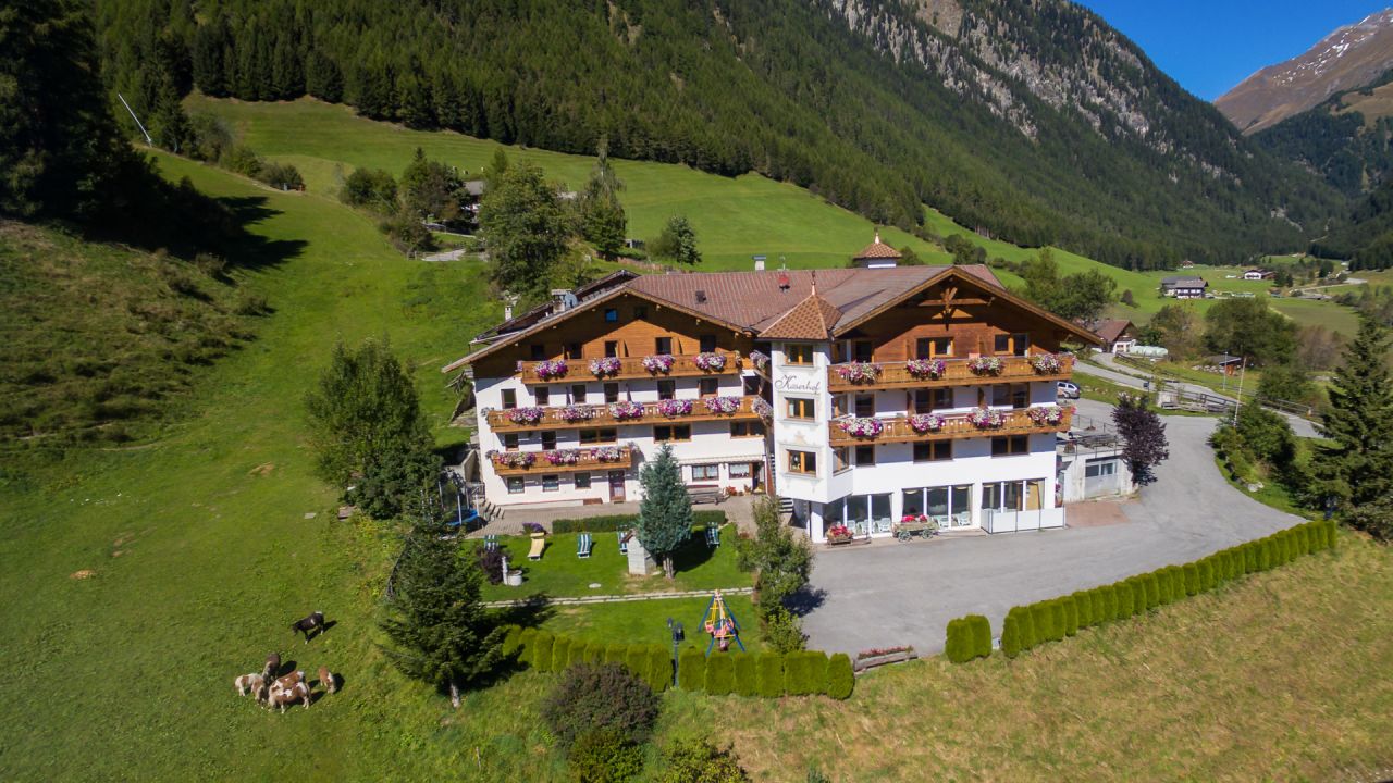 Hotel Kaserhof (Vals) • HolidayCheck (Südtirol | Italien)