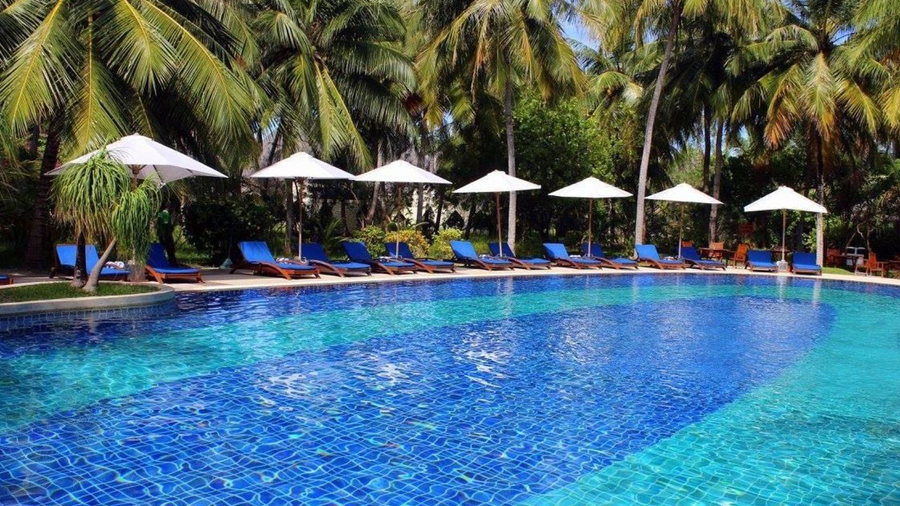 Bandos Maldives in Malé • HolidayCheck | Malediven Malediven