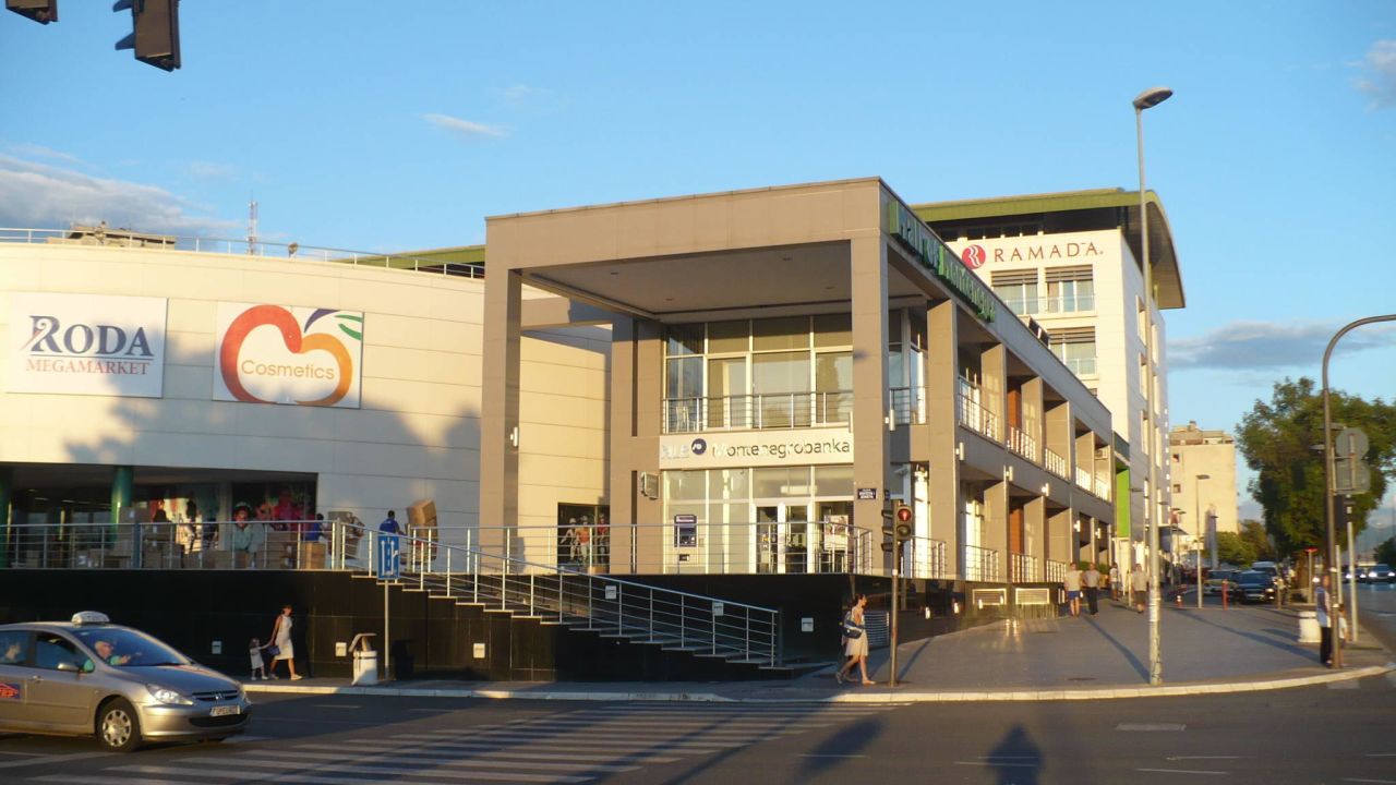 RAMADA Podgorica Hotel (Podgorica) • HolidayCheck (Centralni Region ...