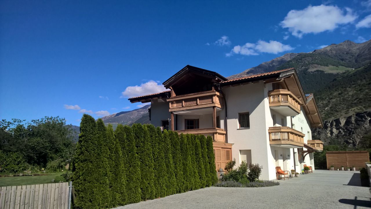 Ferienwohnungen Rösslhof (Laces / Latsch) • HolidayCheck (Südtirol ...