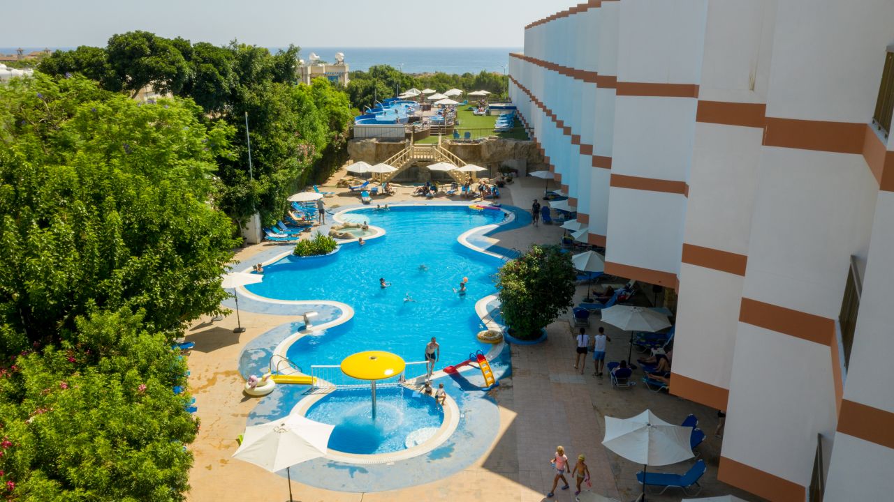 Hotel Avlida (Paphos) • HolidayCheck (Südzypern | Zypern)