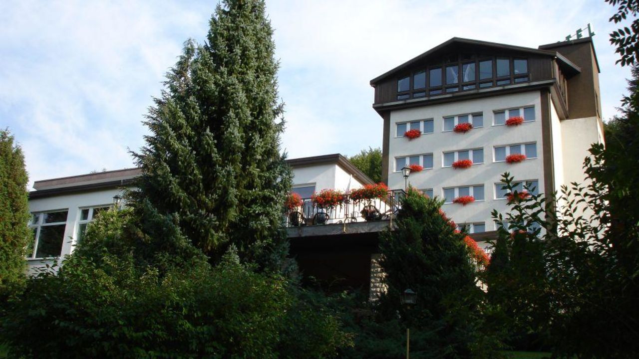 Hotel Reifenstein (Kleinbartloff) • HolidayCheck (Thüringen | Deutschland)