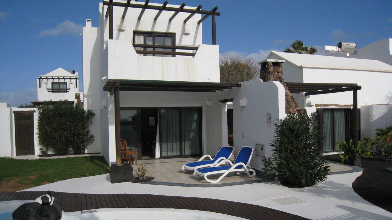 Kamezí Boutique Hotel Villas (Playa Blanca) • HolidayCheck (Lanzarote ...