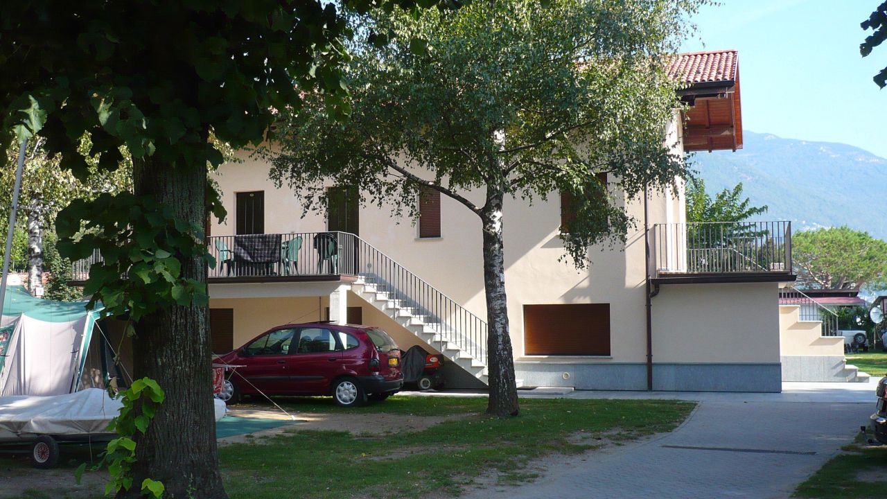 Apartment & Camping North Wind Camping (Domaso) • HolidayCheck ...