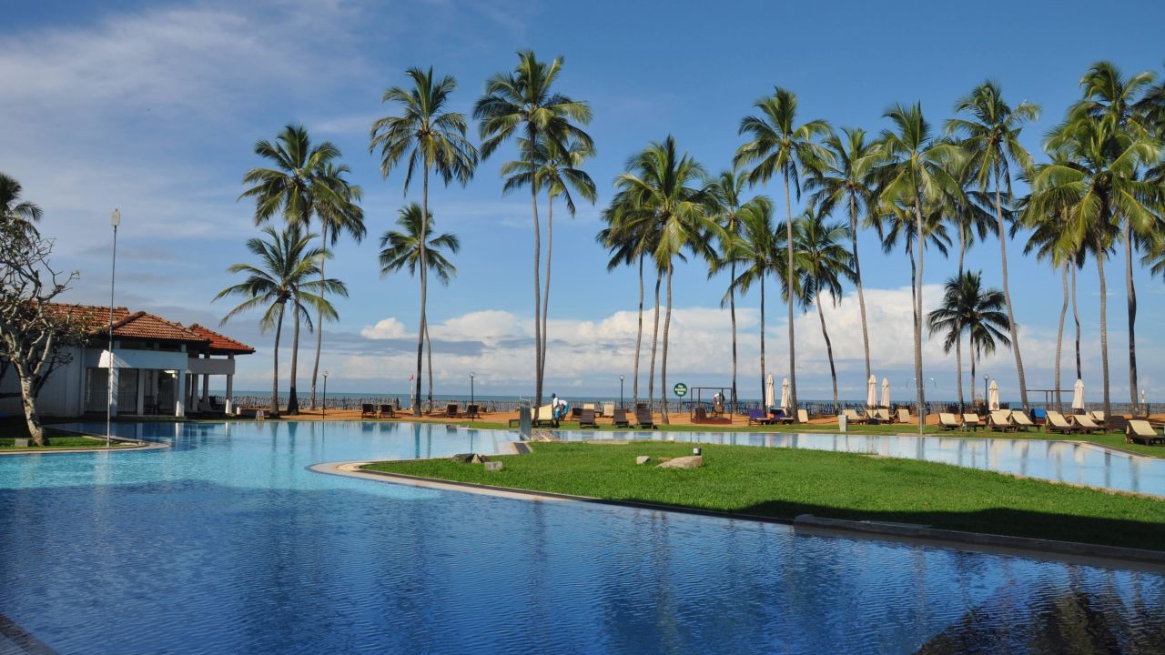 Club Hotel Dolphin (Waikkal) • HolidayCheck (Sri Lanka Westküste | Sri ...