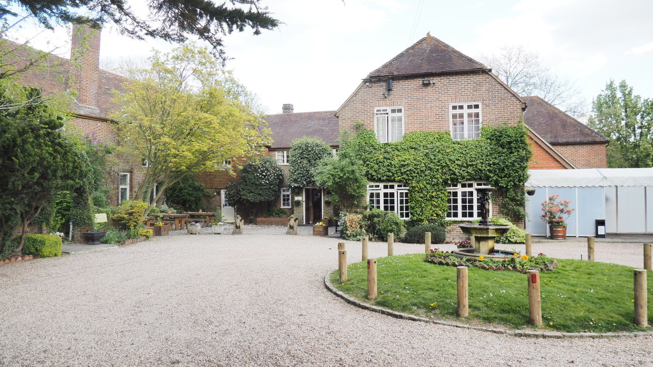 Howfield Manor Hotel (Canterbury) • HolidayCheck (South East England ...