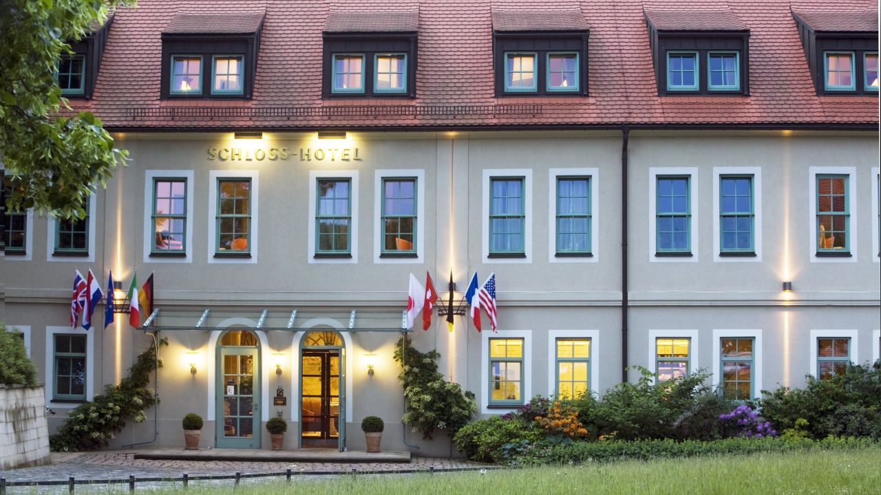 Schloss Hotel Dresden-Pillnitz (Dresden) • HolidayCheck (Sachsen ...