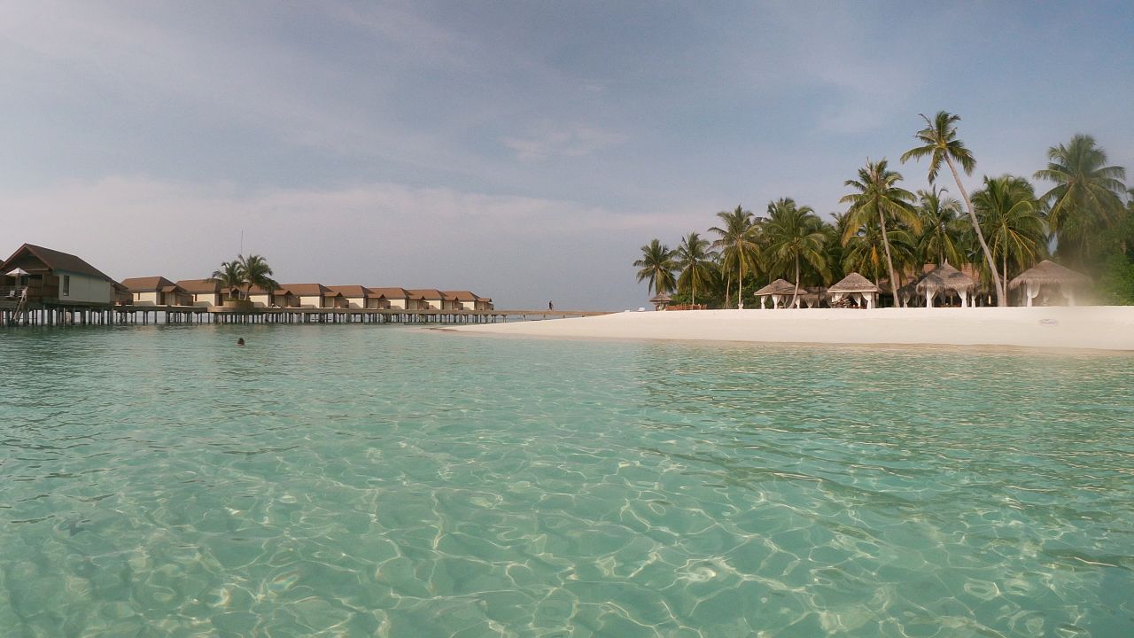 Reethi Faru Resort (Ugoofaaru) • HolidayCheck (Raa Atoll | Malediven)