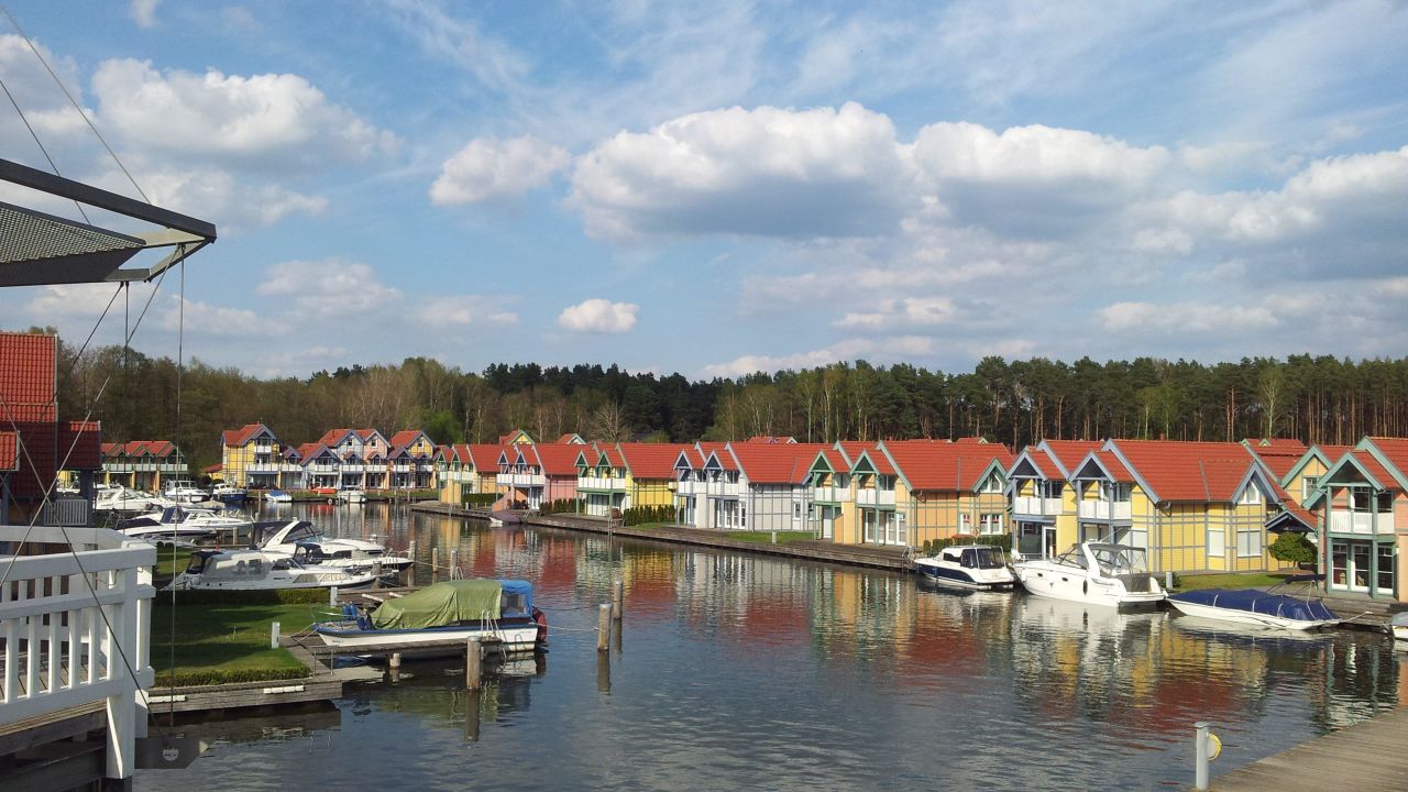 Marinaresort Ferienhäuser Hafendorf Rheinsberg (Rheinsberg ...