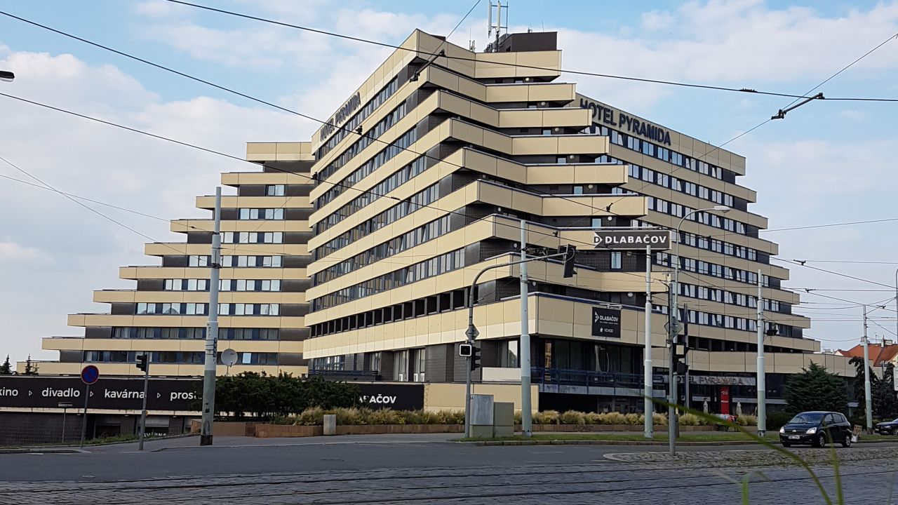 OREA Hotel Pyramida (Prag / Praha) • HolidayCheck (Großraum Prag ...