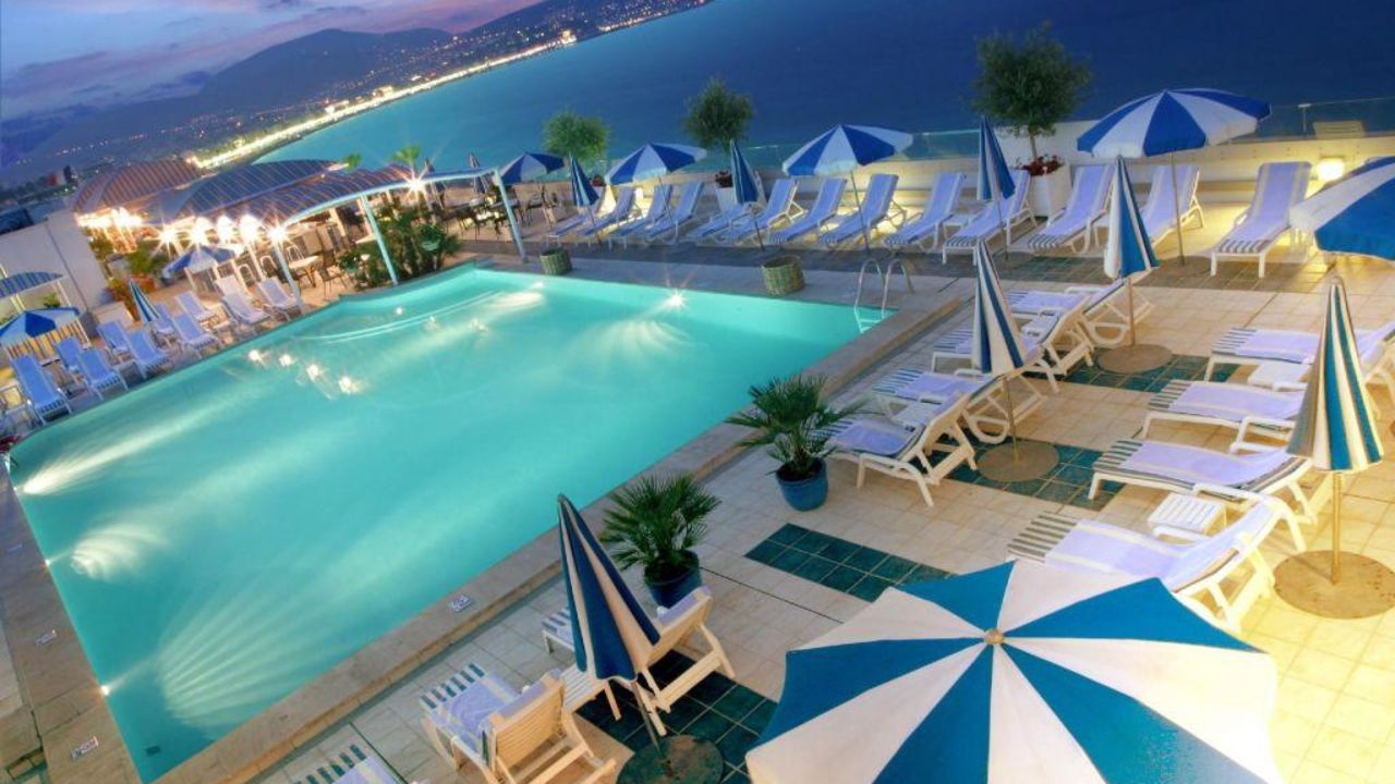 Radisson Blu Hotel Nice (Nizza) • HolidayCheck (Côte d'Azur | Frankreich)
